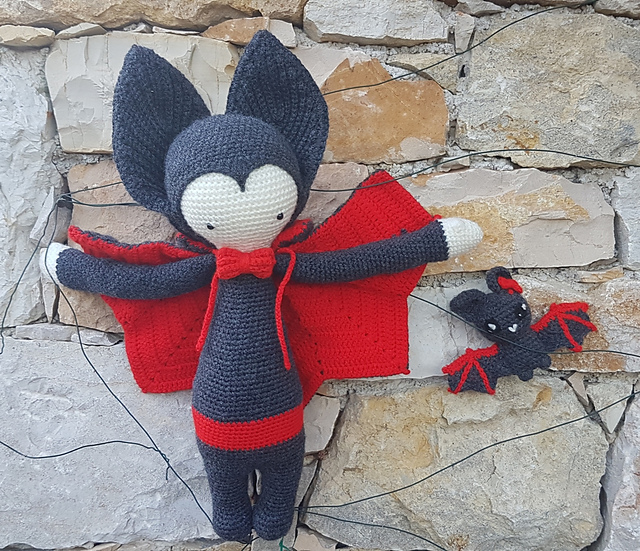 Ravelry: SylvieChampy's VLAD the vampire bat