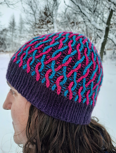 Ravelry: Dulcify Hat pattern by Jenn Lampen