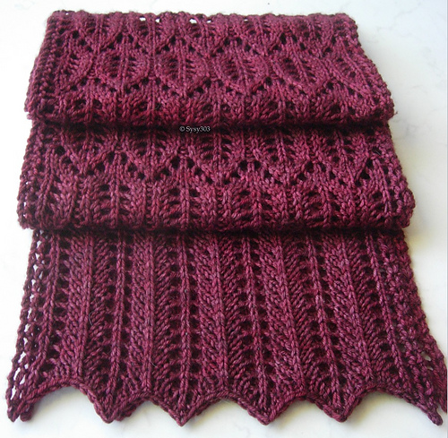 Ravelry: Raava scarf pattern by Diana Rozenshteyn