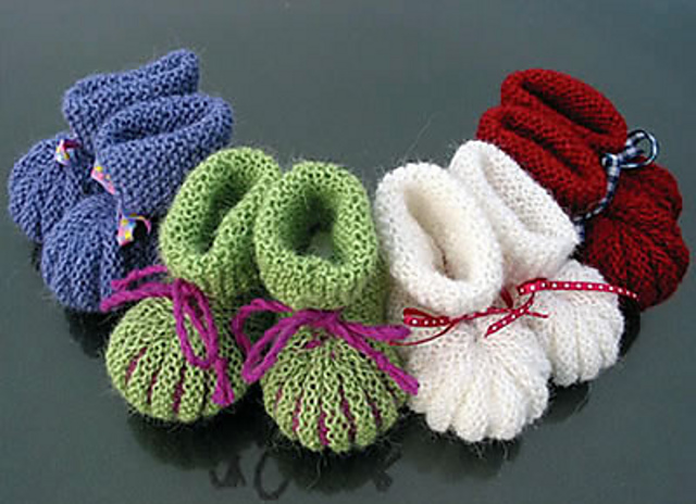 Ravelry: TY0806: Pumpkin Baby Booties pattern by Maggie Sewell