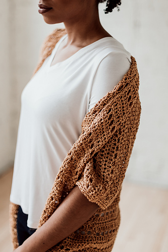 Ravelry: Sandbar Cardi pattern by Toni Lipsey