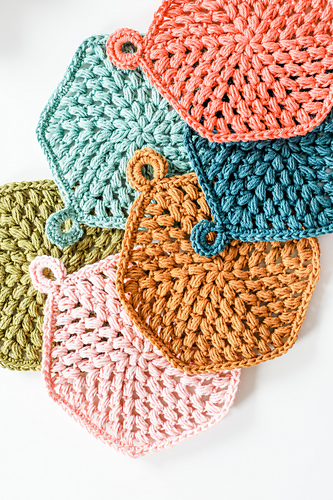 Ravelry: Hexi Puff Coaster pattern by Toni Lipsey