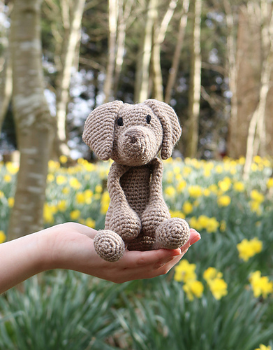 Ravelry: Maximillian the Weimaraner pattern by TOFT UK