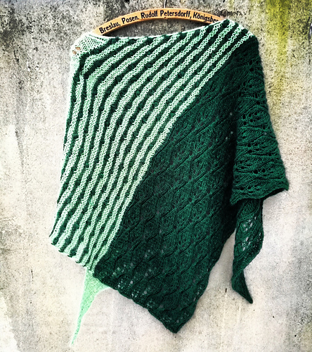 Ravelry: Enchanted Forest Shawl pattern by Olya Bagi