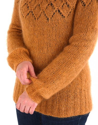 Ravelry: Gilded Haze pattern by Susanna Winter