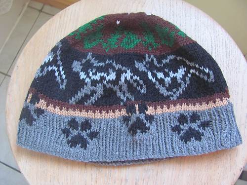 Ravelry: Wolf pack beanie pattern by Sandra Jäger