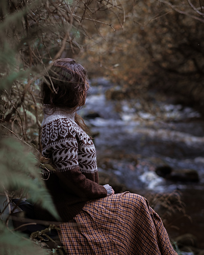 Ravelry: Winter Hawthorn pattern by Tania Barley