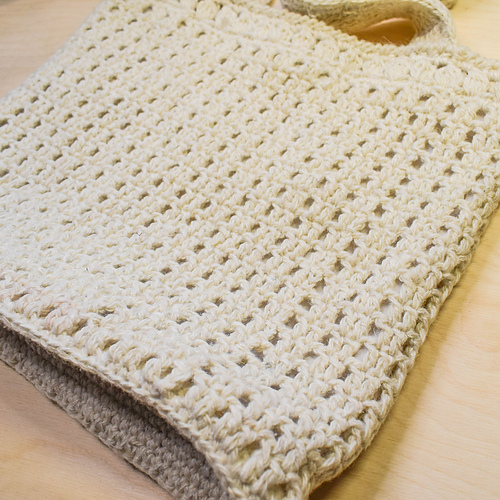 Ravelry: White Bolo Bag pattern by Tаня Kлименко