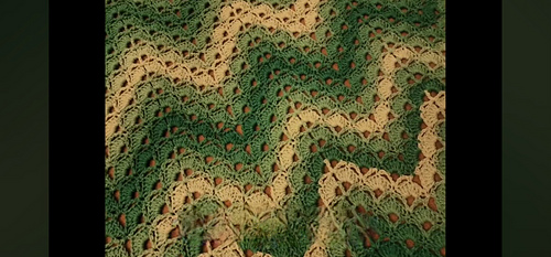 Ravelry: Shell Ripple Blanket pattern by Fiber Spider