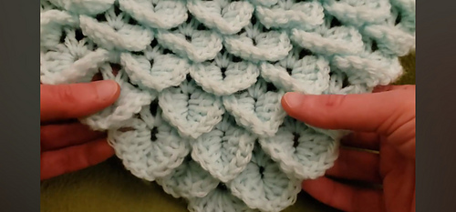 Ravelry: Crocodile Stitch Shawl pattern by Fiber Spider