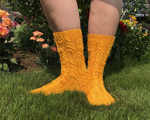 Ravelry: Indecisions pattern by Adrienne Fong