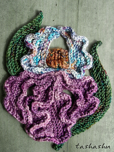 Ravelry: Decorative knitted Iris flower pattern by Svetlana Gordon
