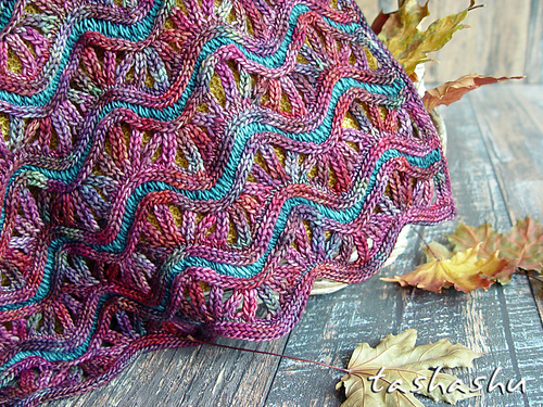 Ravelry: Knitted Cowl Chameleon pattern by Svetlana Gordon