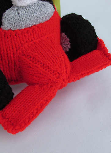 Ravelry: Formula One Racing Car Tea Cosy pattern by Suzy Cowper