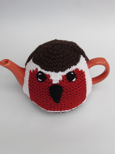 Ravelry: Three Birds Tea Cosies pattern by Susan Cowper