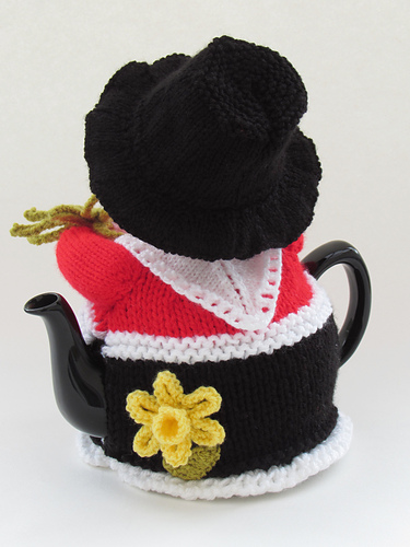 Ravelry: Welsh Lady Tea Cosy pattern by Susan Cowper