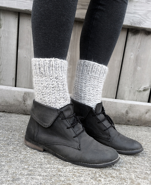 Ravelry: Broken Rib Stirrup Socks pattern by Bree Zorel