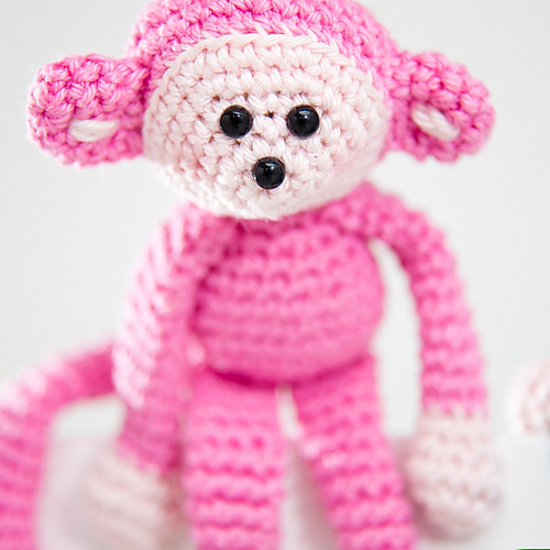 Ravelry: Magnet Monkeys pattern by Tessa van Riet-Ernst