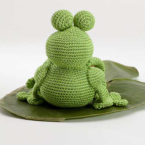 Ravelry: Kobe and Kenji Frog pattern by Tessa van Riet-Ernst