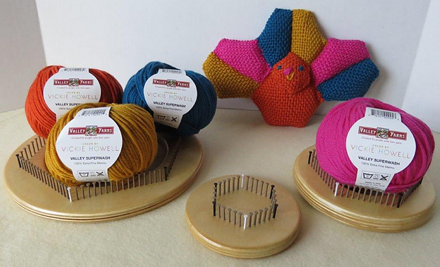 Ravelry: TexasGabi's TURTLE Hexagon Pin Looms: Turkeys