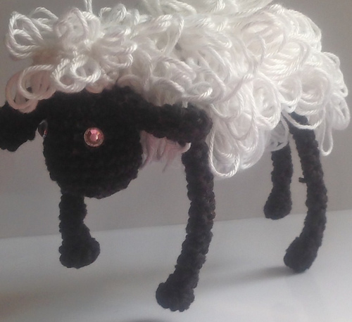 Ravelry: Shan the sheep pattern by Tharundharansmom mahesubbu