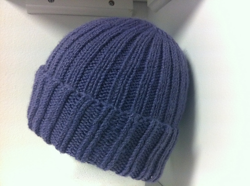 Ravelry: F003 Ribbed Watchcap pattern by JoAnne Turcotte