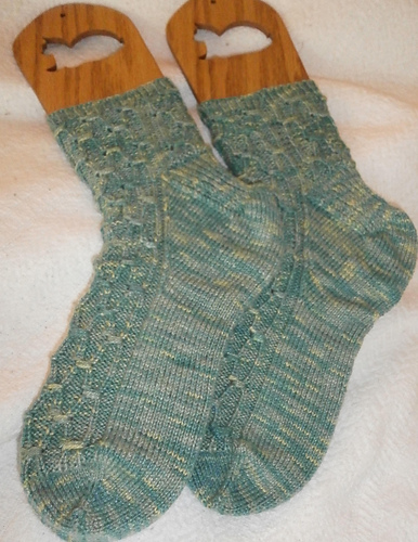 Ravelry: Flutterby pattern by Gwen Clark