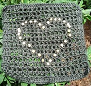 Ravelry: Bead Filet Heart Square pattern by The Crochetologist