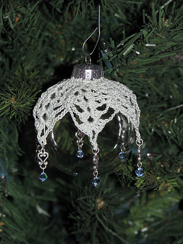 Ravelry: Snowflake Ornament pattern by Lela Gunning