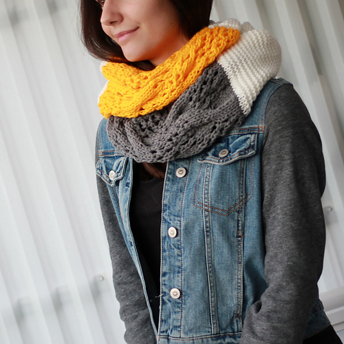 Ravelry: Julia pattern by April Miller
