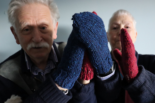 Ravelry: Brandon Peak Mittens pattern by Ciara Doyle