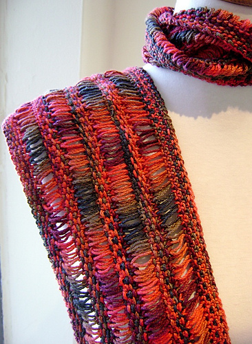 Ravelry: Tiffany scarf pattern by Amy Kaspar