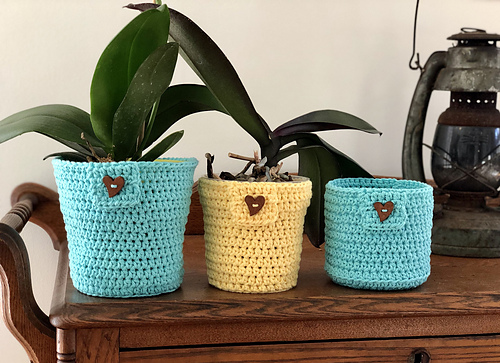 Ravelry: Desktop Baskets pattern by Maxine Velasco