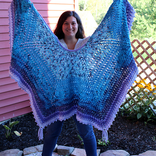 Ravelry: Onawa Trestle Wrap pattern by The Happy Peapod