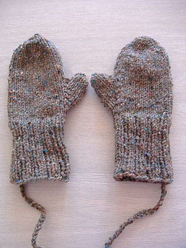 Ravelry: The Lilley's Maine Mittens pattern by Dagny Lilley
