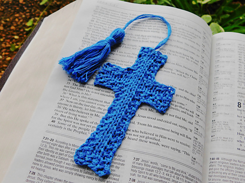 Ravelry: Cross Bible Bookmark pattern by The Knittn Kittn