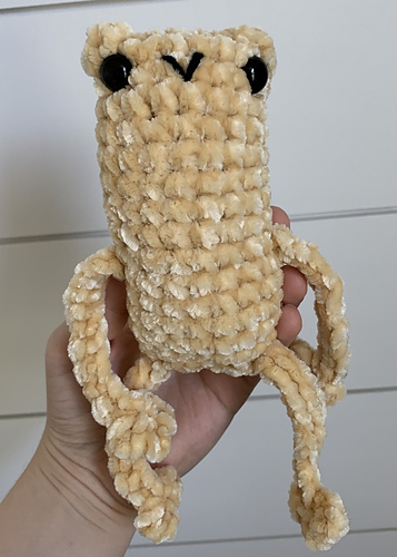 Ravelry: Leggy Frog pattern by Hailey Pratt