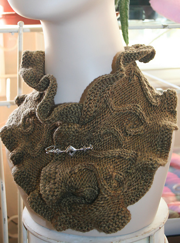 Ravelry: Cuppa Java Cowl pattern by Sarahlois Wilson