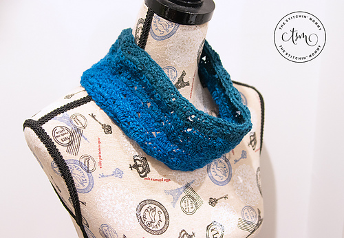 Ravelry: Willow Cowl pattern by Amy Ramnarine