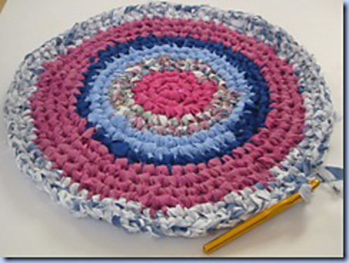 Ravelry: Circular Rag Rug pattern by The Sunroomuk