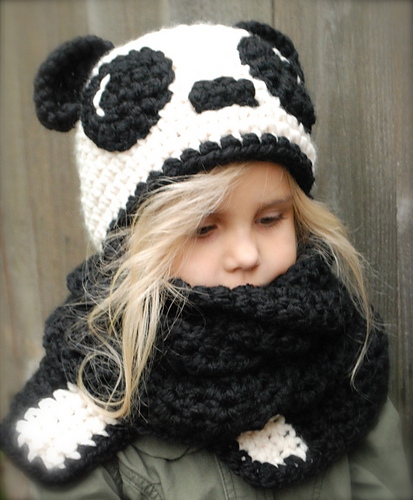 Ravelry: Paige Panda Hat/Scarf pattern by Heidi May