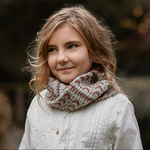 Ravelry: Alps Cowl pattern by Heidi May