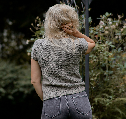 Ravelry: Fayla Tee pattern by Heidi May
