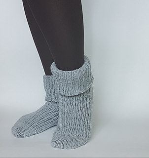 Ravelry: Knit Oversize Socks pattern by Jeanne Rybkina