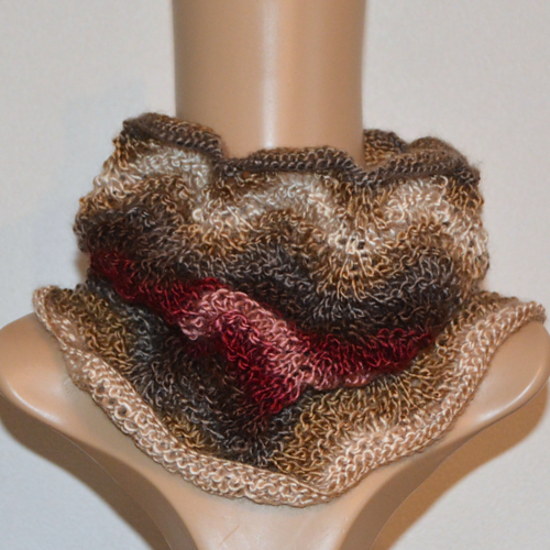 Ravelry: The Shale Cowl pattern by Marisa Perrin