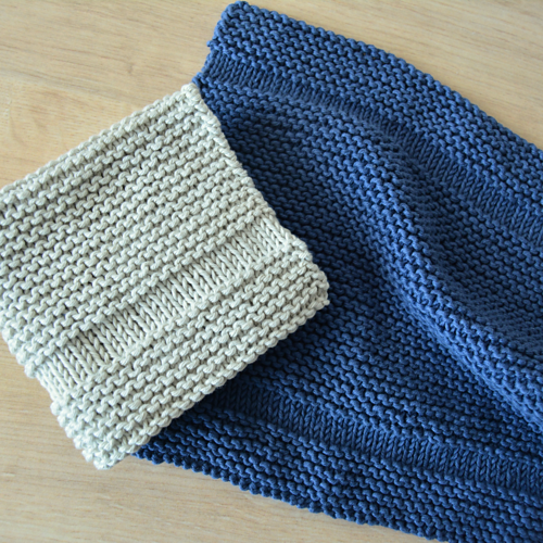 Ravelry: Organic Cotton Face Cloth pattern by Marisa Perrin