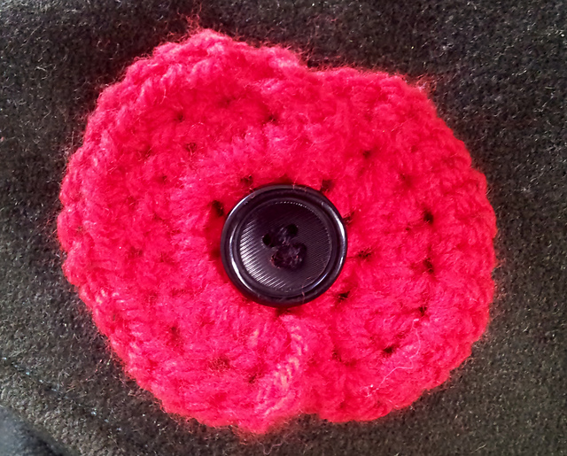 Ravelry: Easy Crochet Poppy pattern by the stitch sharer