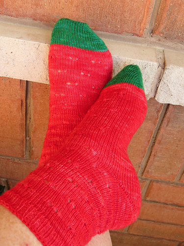 Ravelry: Strawberry Jam socks pattern by The Yarn Enabler
