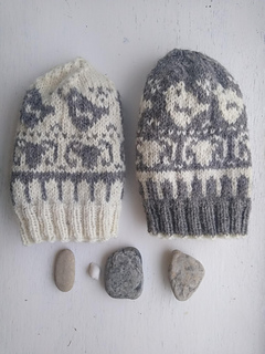 Ravelry: PAW Cap pattern by Esther Rutter