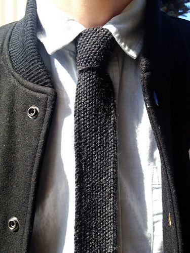 Ravelry: Reversible Skinny Tie pattern by Alice Glass